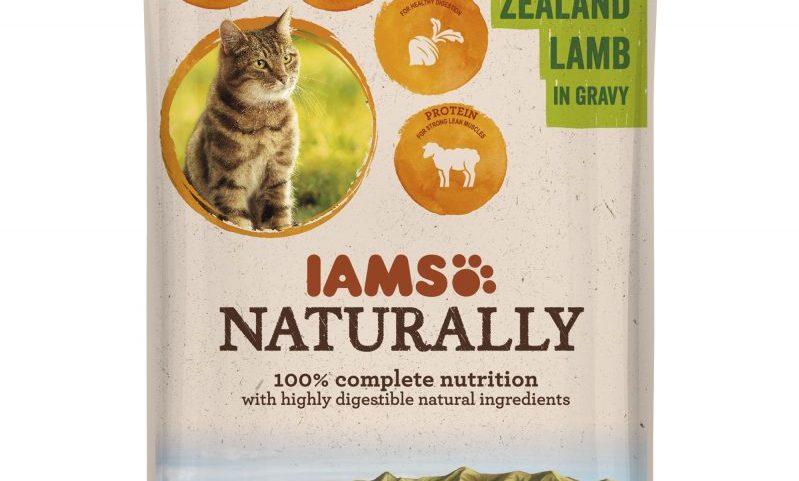 IAMS launches new Naturally range | Pet Gazette